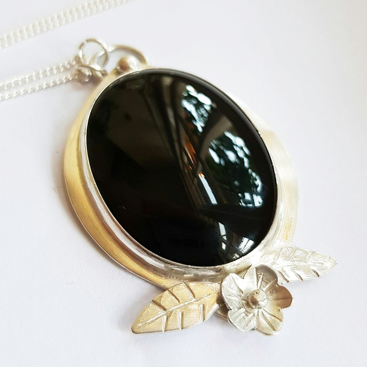 15 Statement Onyx Jewellery Designs We Love