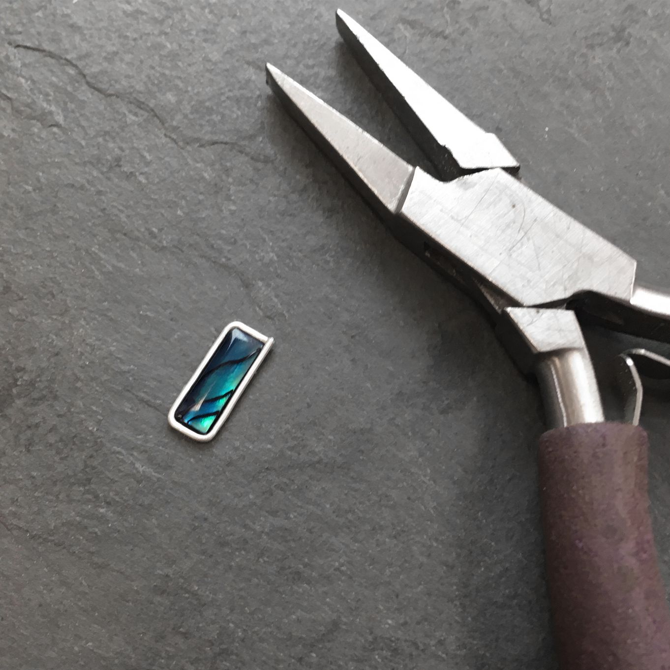 How to Make A Wire Edged Setting | Kernowcraft