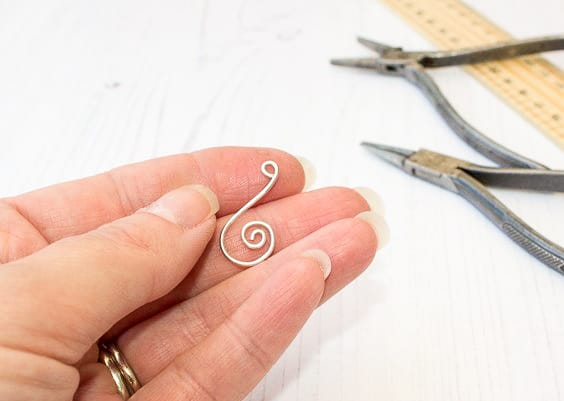 Wire Scroll Earrings Tutorial | Kernowcraft Blog