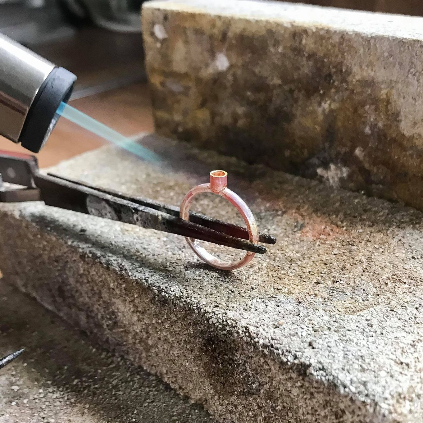How To Make A Tube Setting For A Faceted Stone