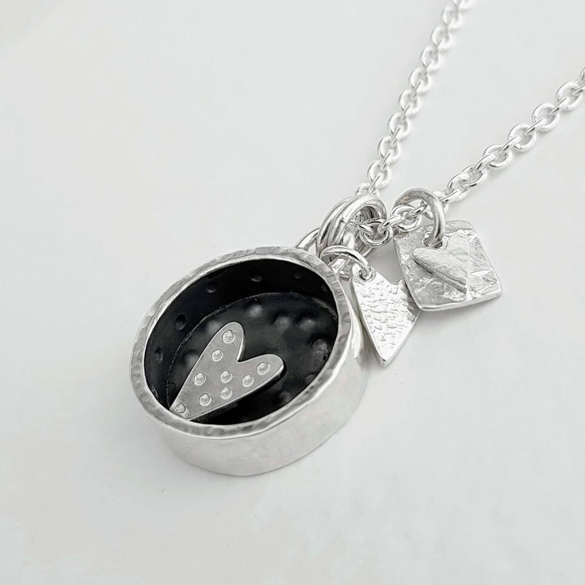 20 Handmade Heart Jewellery Designs