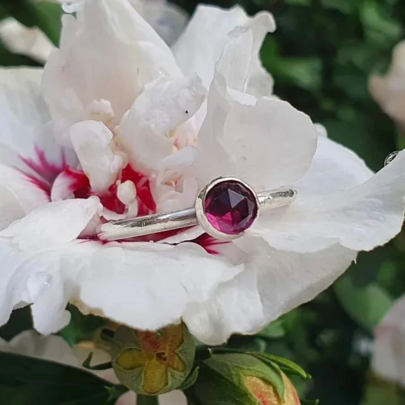 Handmade Garnet Jewellery Designs We Love