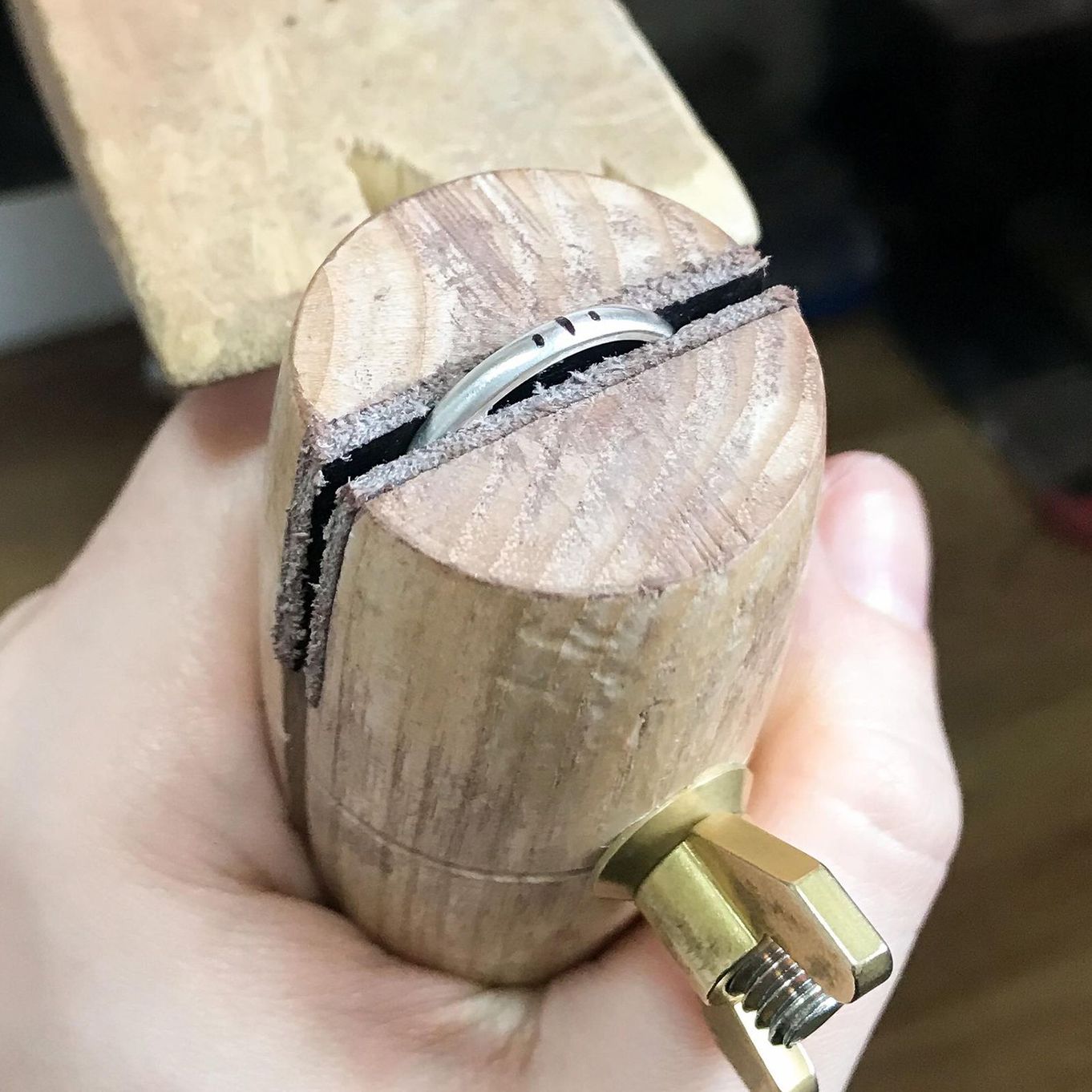 How To Make A Tube Setting For A Faceted Stone